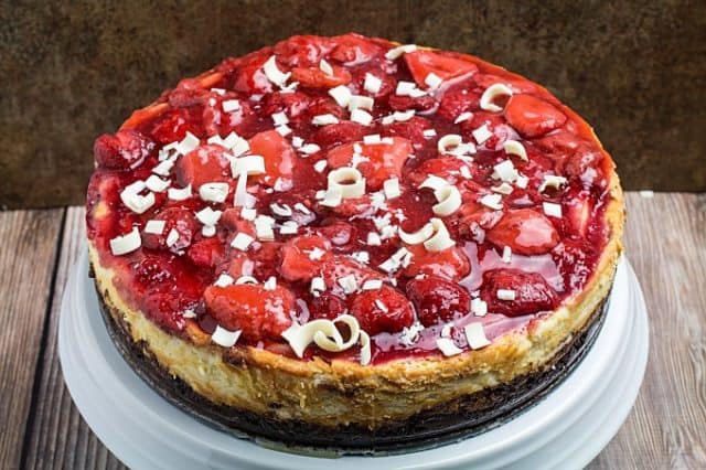 Easy White Chocolate Strawberry Cheesecake + 8 Tips For The Perfect ...